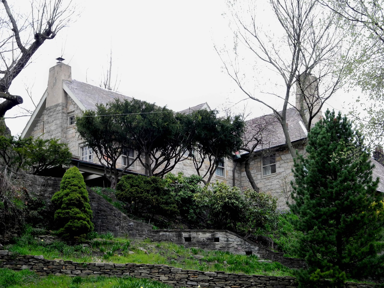 One Girl and One Beagle's Scheibler Treasure Hunt: Rockledge, 579 Briar ...