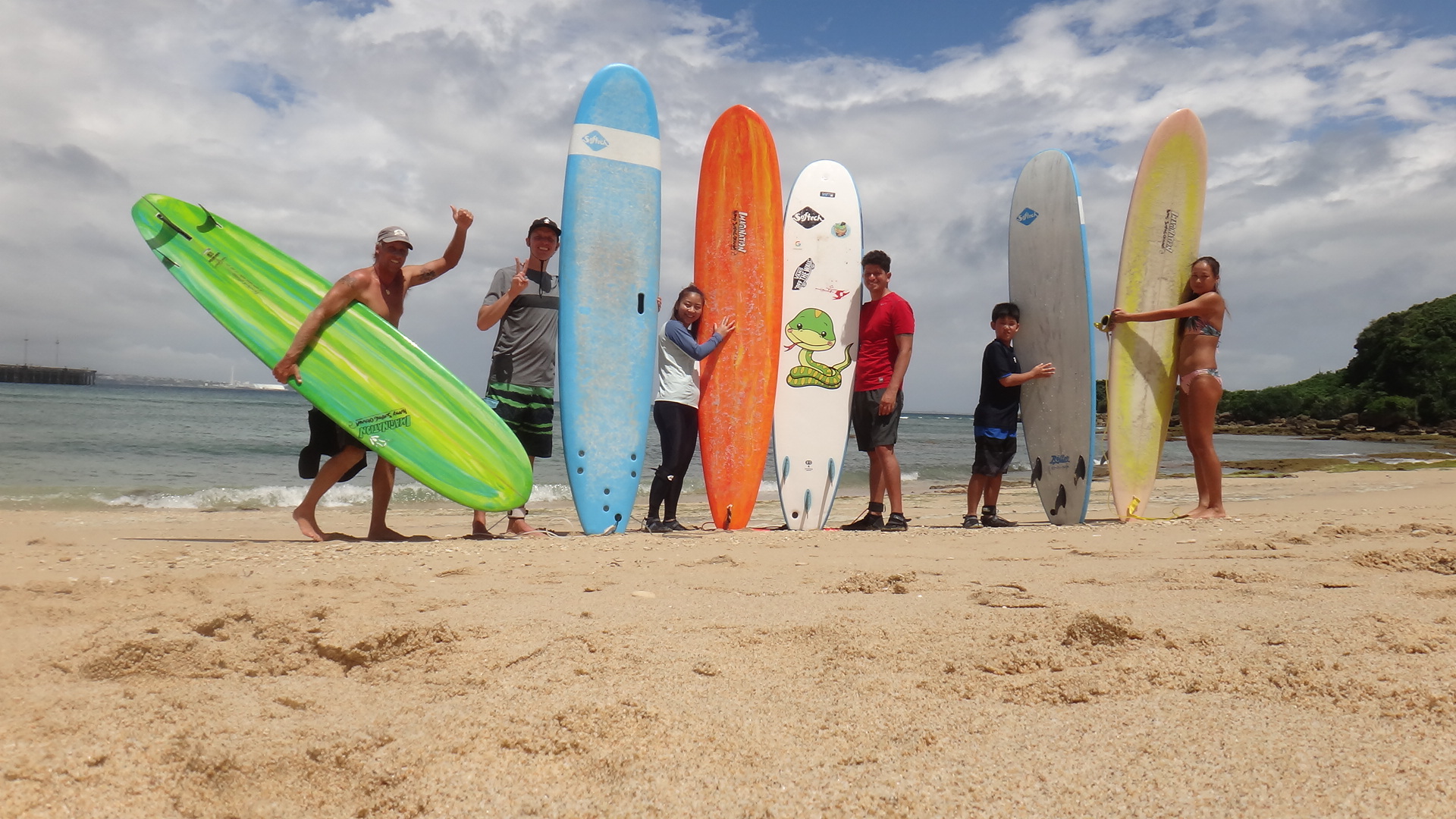 Happy Surfing Okinawa
