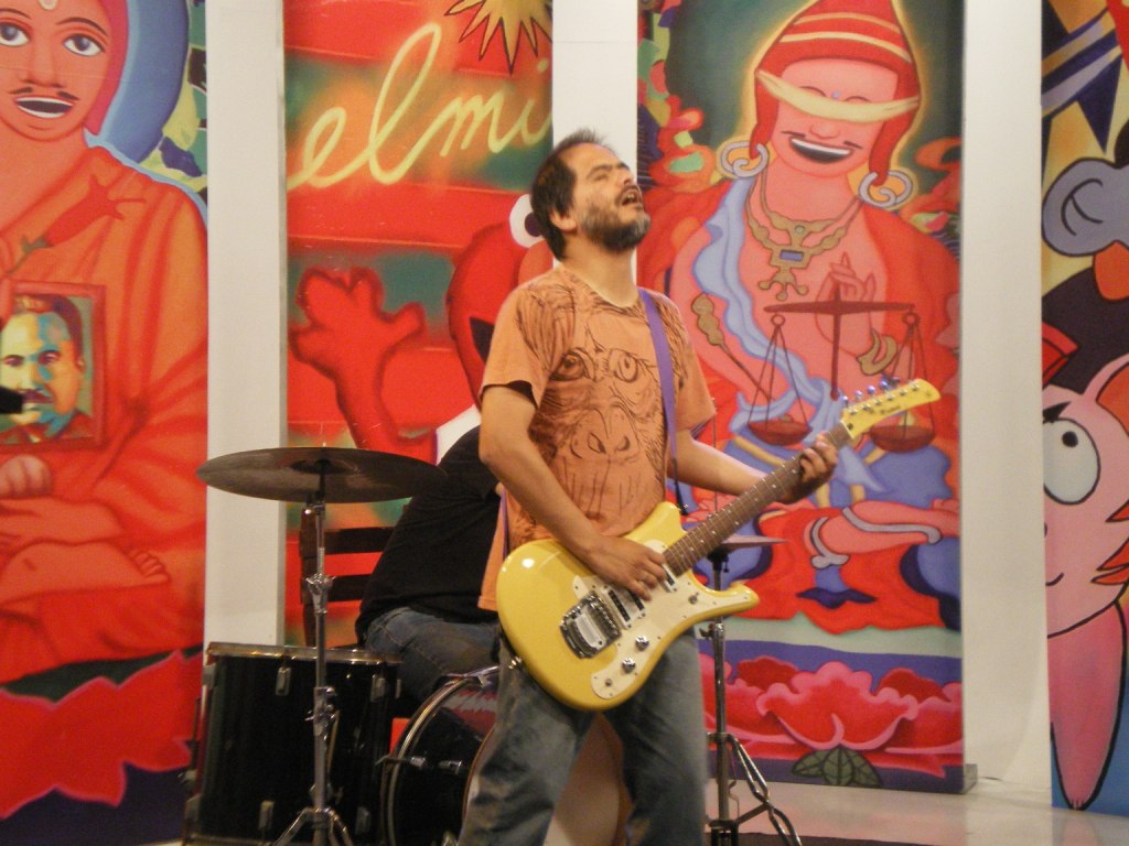 Rafo Ráez: Rafo Raez y Los Paranoias presentando su nuevo single