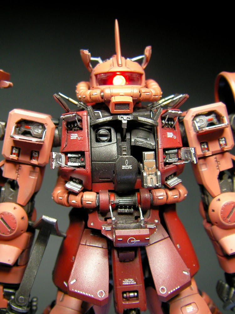 Custom Build: RG 1/144 Zaku II (Char Custom) Open Hatch Presentation ...