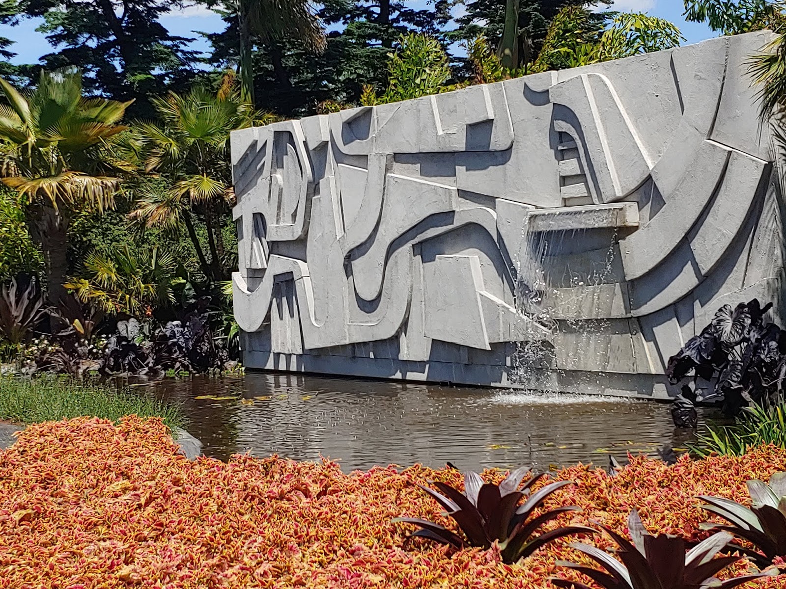 Roberto Burle Marx and his Wave Pattern