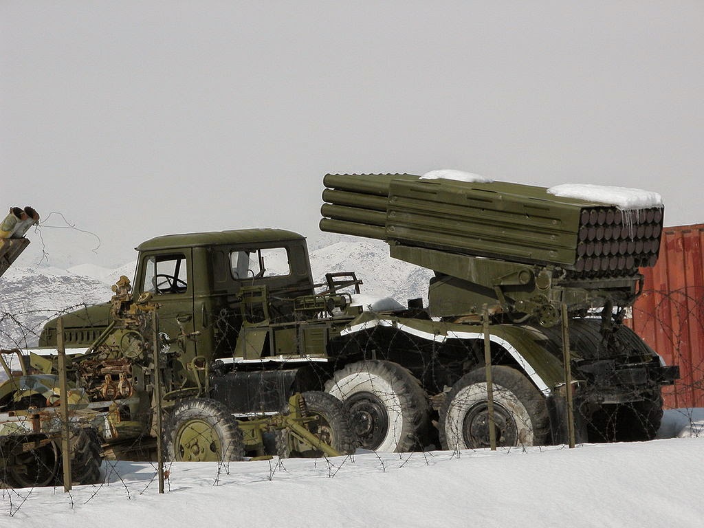 Defence and Freedom: Battlefield missile artillery from the blackpowder ...