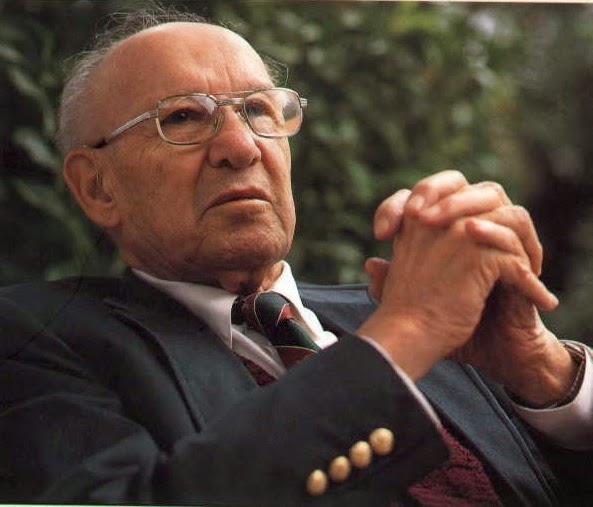 Wari Emprendedor: 10 frases de Peter Drucker