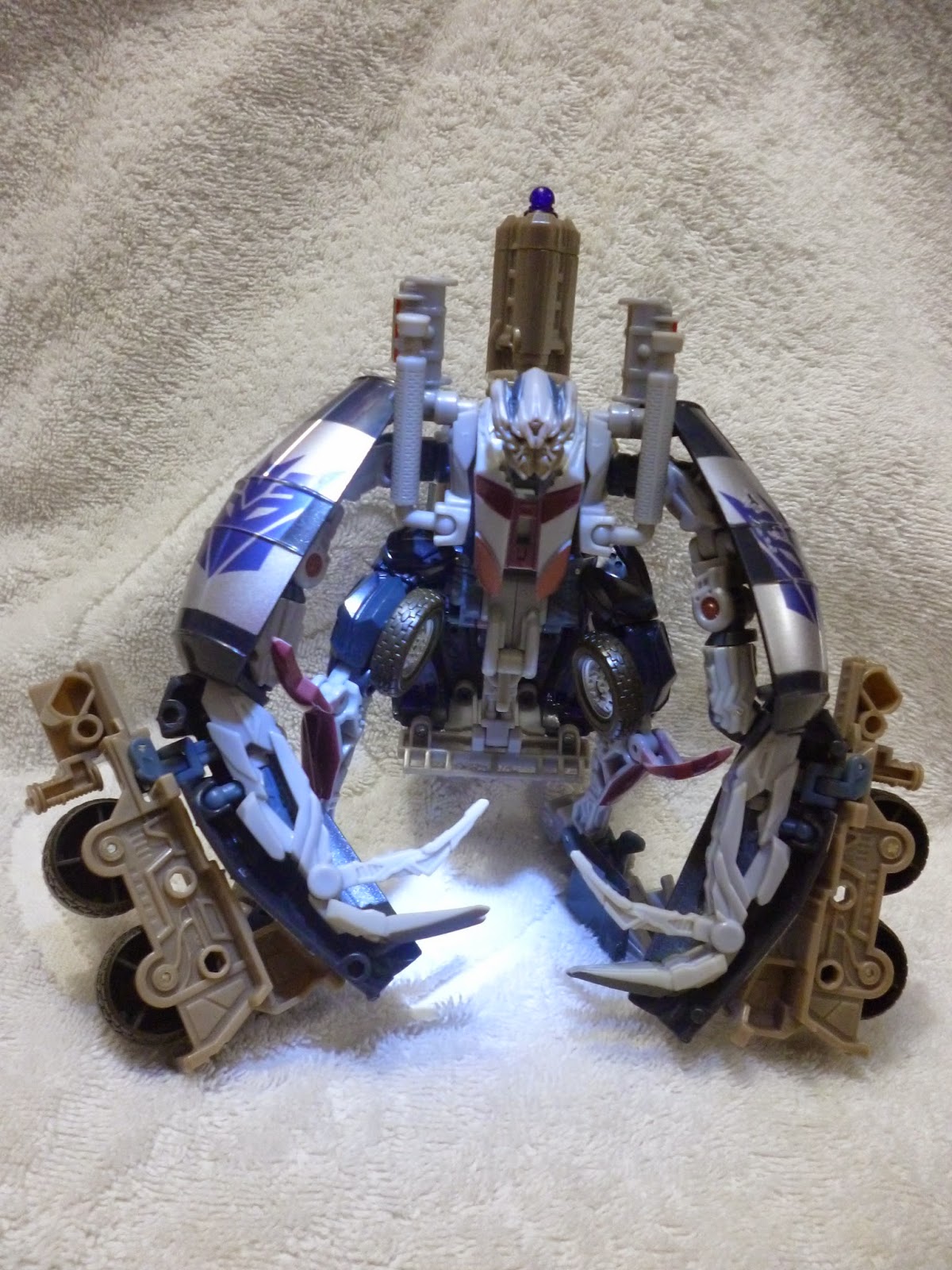 Pisces_of_everything: Toy Review: Mix Master - Transformers: Revenge of ...