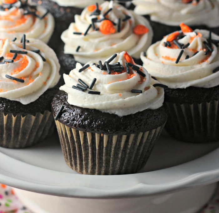 Black Magic Cupcakes with Vanilla Bean Buttercream Icing | Renee's ...