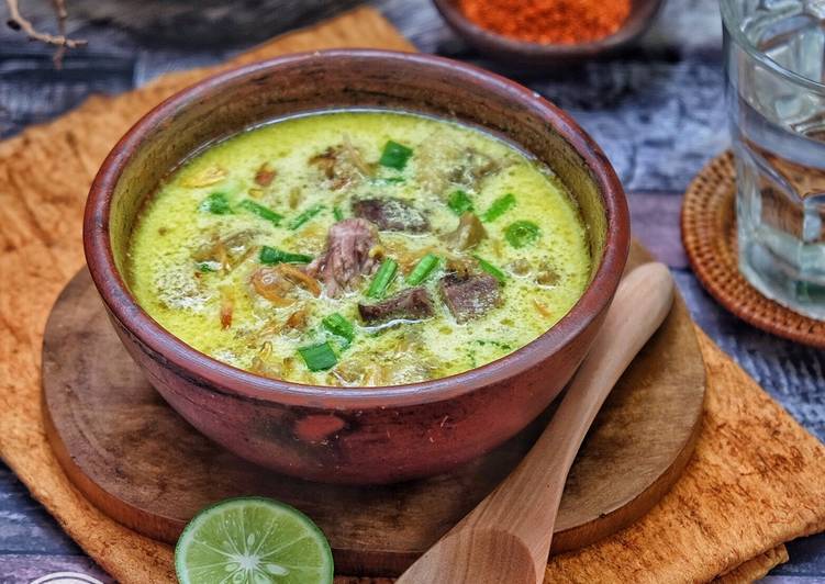 Empal Gentong Dan 6 Makanan Khas Cirebon Paling Enak