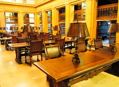 Tour America's History: Feehan Memorial Library, Mundelein Seminary