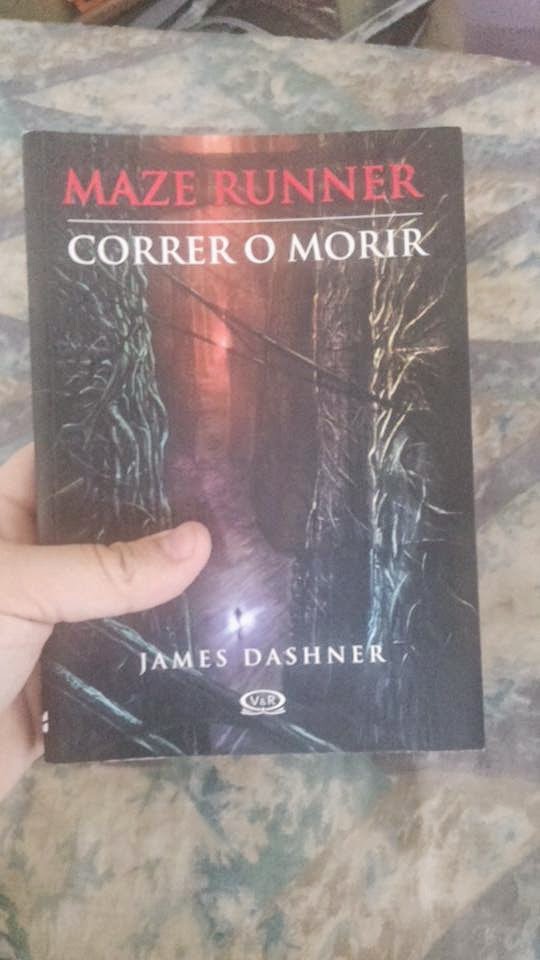 Fico Críticas: Maze Runner, Correr o Morir. Crítica (LIBRO)