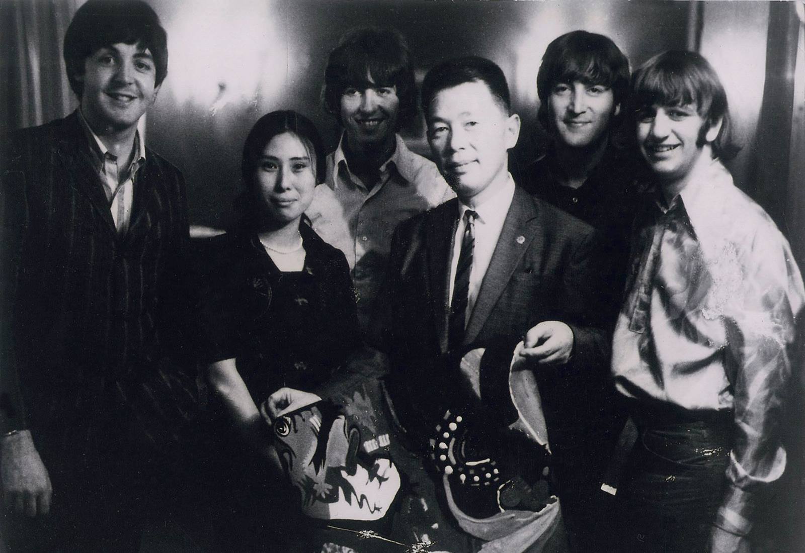 Meet the Beatles for Real: Beatles and the girls