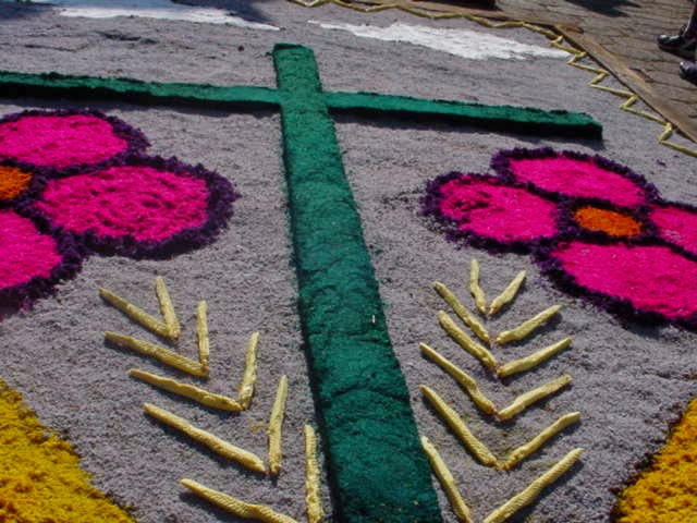 Jazmines del Naranjal en Blog: Como se realiza una alfombra de aserrin ...