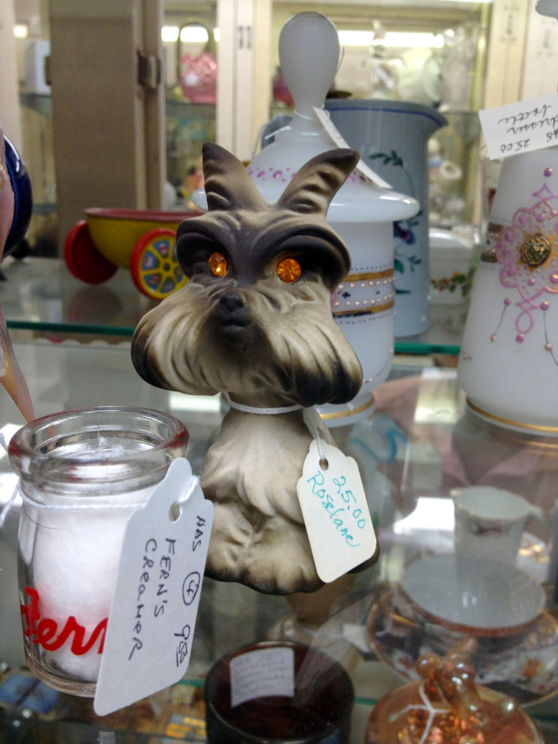 20 WEIRD ITEMS FROM THE COLUMBUS (WI.) ANTIQUES MALL! ~ Popthomology