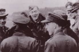 ¿Cómo quieres que cuente estrellas?: Enemigos en la noche. La historia ...