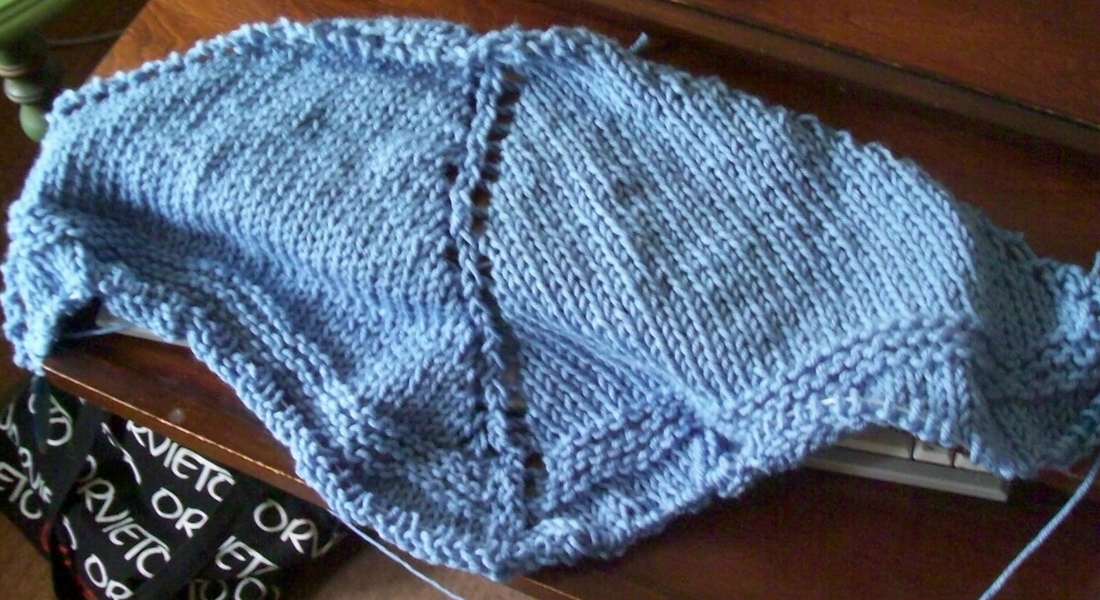 Yarns: LaLa's Simple Shawl ~ WIP