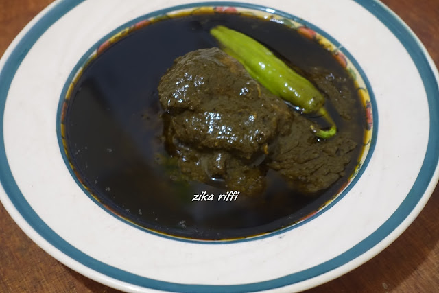 Mloukhia , mloukhya, mloukia ( corète en poudre )