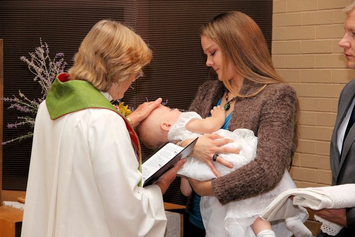 Femme au foyer: Mikus kristibas