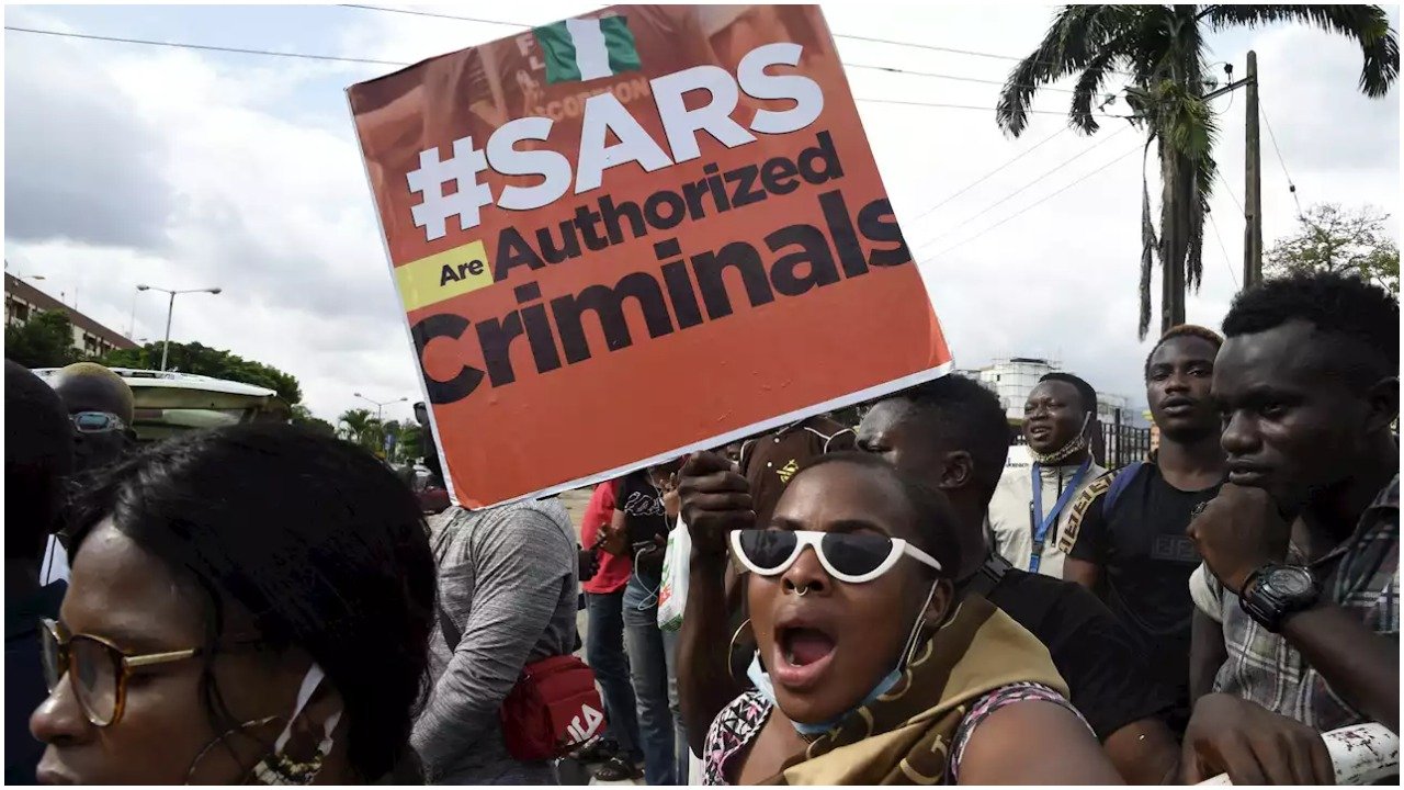 #EndSARS protesters reject SWAT as protest enters DAY 8 | Nigerian News ...