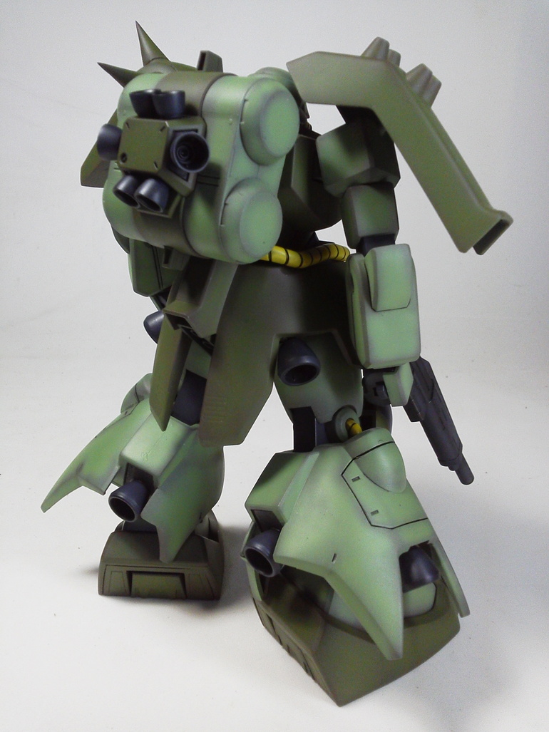 Zaku IV - GunplaMania