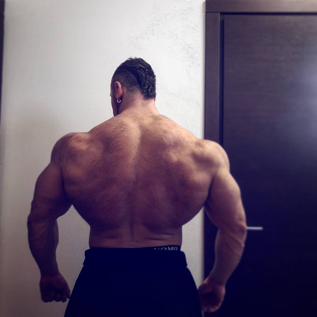 Muscle Lover: Italian bodybuilder Fabio Romagnolo (2)