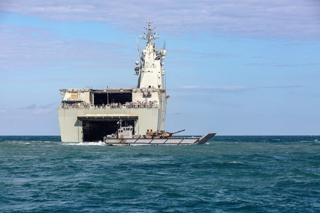 DEFENSE STUDIES: Australia Flexes Canberra Class’ Amphibious ...