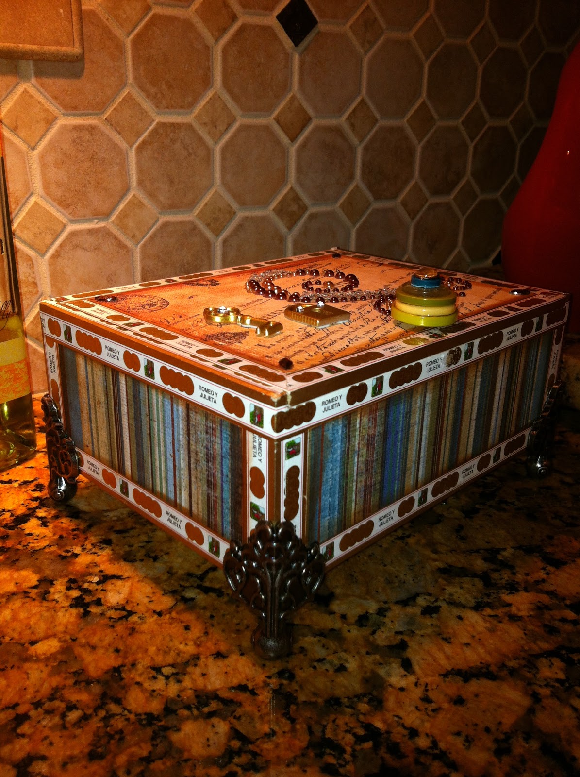 Inky Obsessions : Altered Cigar Box Frenzy!