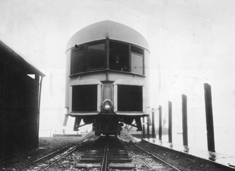 The Brennan Gyro-Monorail: The World’s First Single-Track Railcar That ...