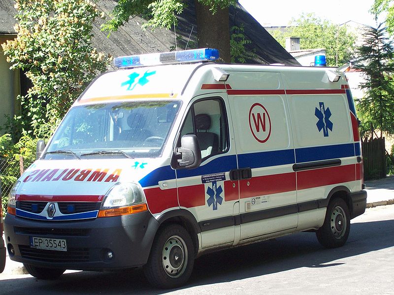 Gambar Transportasi : Gambar Mobil Ambulance