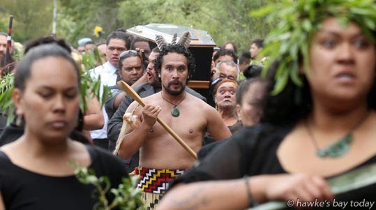 ElephaNZa: February 2015