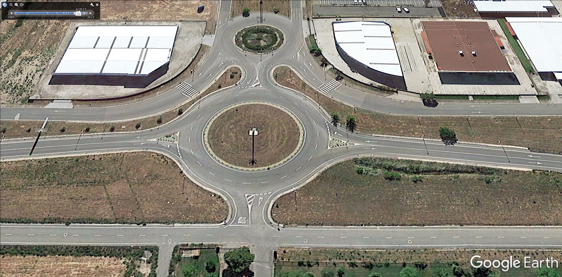 CASCOTES: ROTONDA DOBLE EN LA ENTRADA DEL POLÍGONO LENTISCARES ...