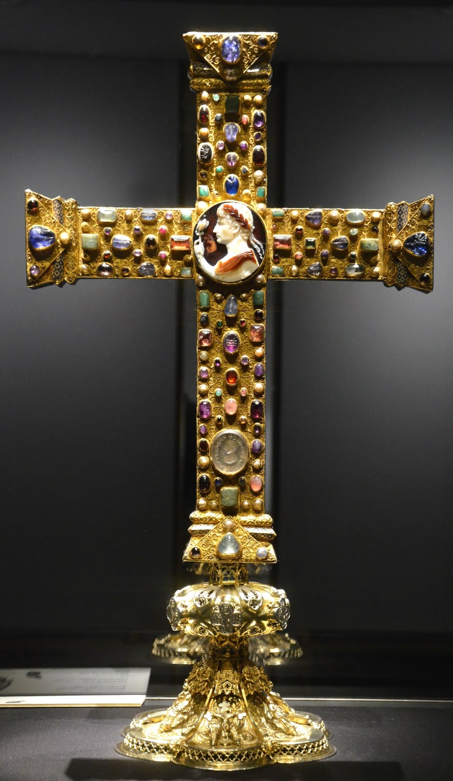 ΑΠΑΝΤΑ ΟΡΘΟΔΟΞΙΑΣ: The Cross of Lothair