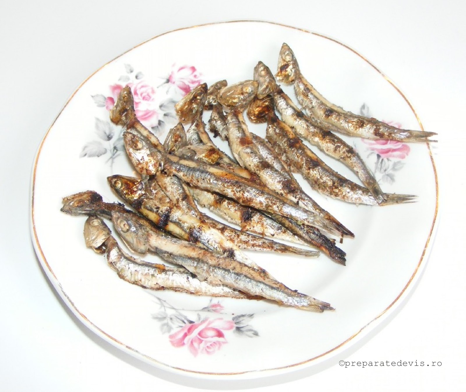 Hamsie picanta la gratar | Preparatedevis.ro