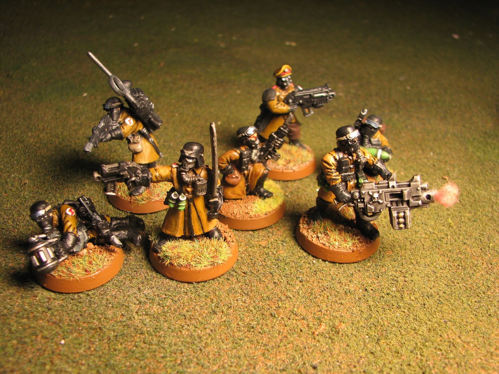 15mm Sci Fi Small Soldiers: Warhammer 40K Imperial Guard Steel Legion ...