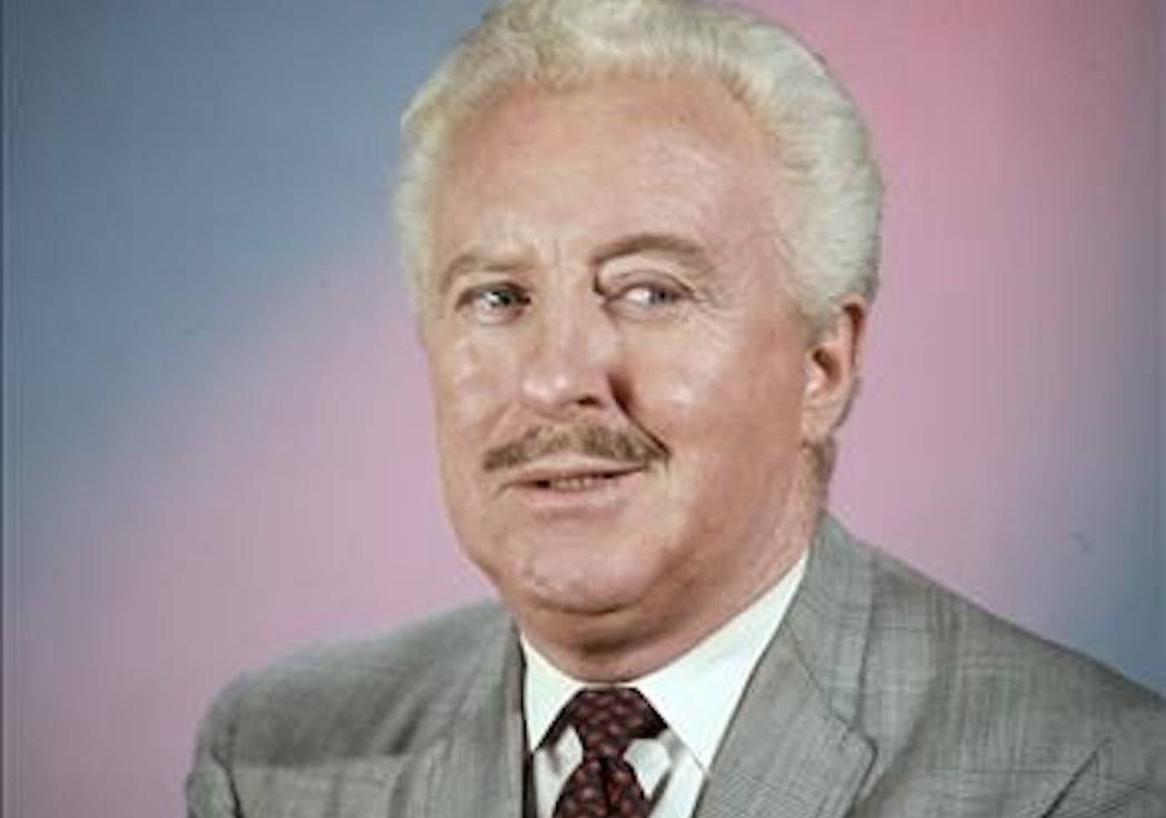 A Tragédia Familiar de David White, o Inesquecível Larry Tate de A ...