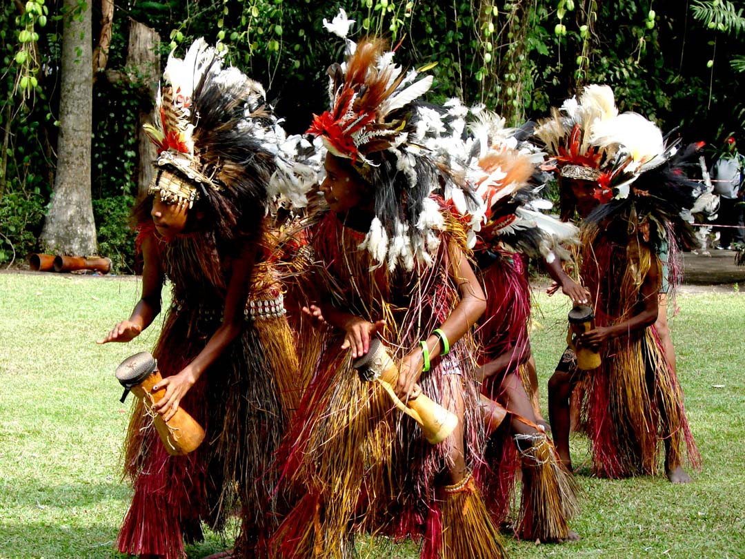 Tembari Children's Care (TCC) Inc: Oro community sing-sing: Lucky day ...