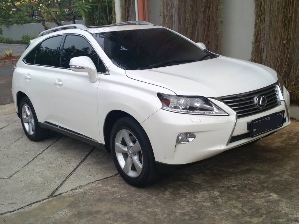 Lexus RX 270 Second warna putih tahun 2012 - PUSAT MOBIL CBU