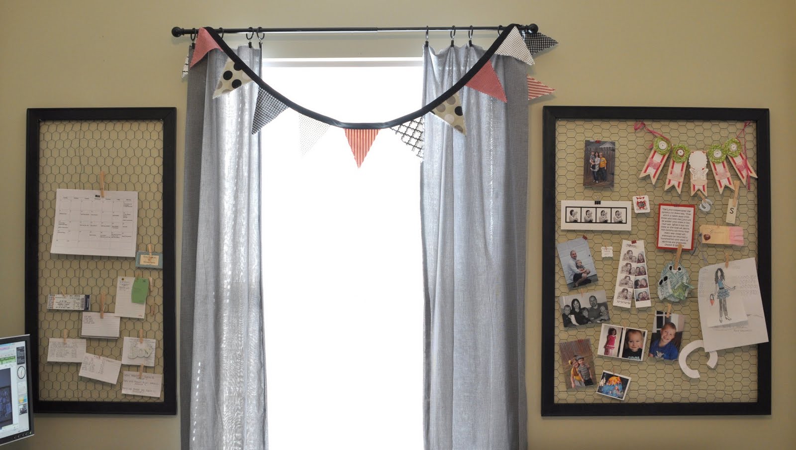 She's Crafty: Chicken wire message boards