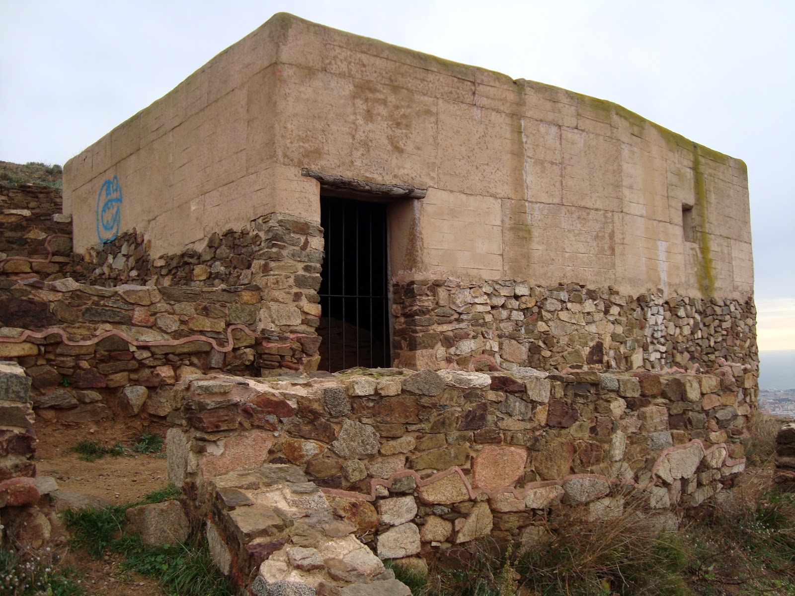 VIAJES EN LA MOCHILA: 35.- EL POBLADO IBERO DEL PUIG CASTELLAR Y EL ...
