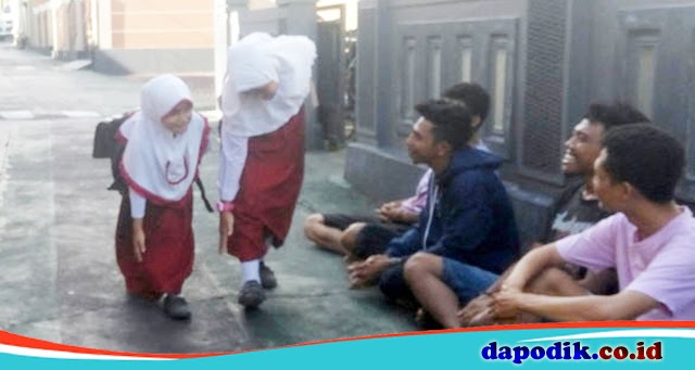 Pendidikan, 8 Cara Mengajari Anak Sopan Santun - Dapodik.co.id