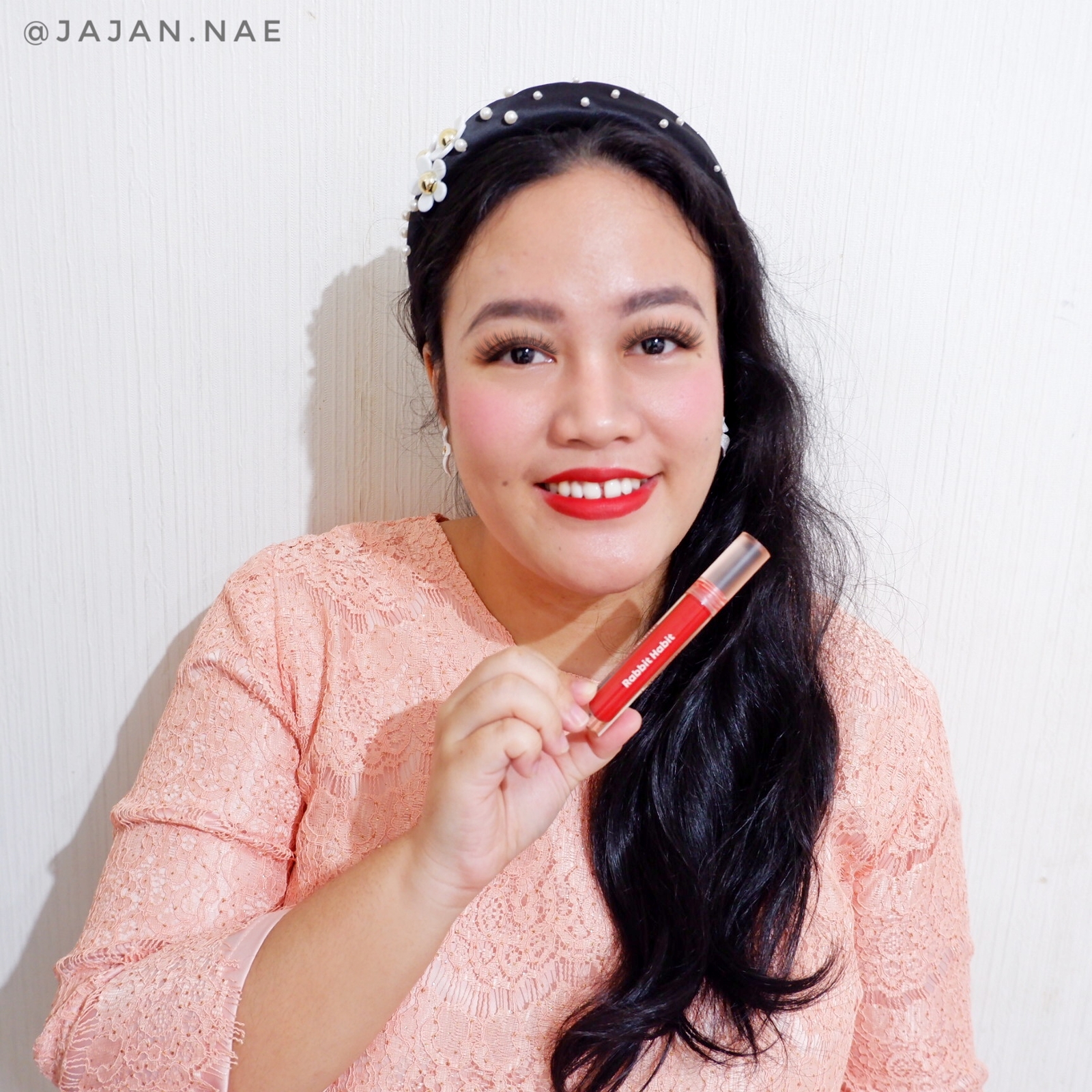 Rabbit Habit Beauty Review: Moon Glow, Blushing Moon, Velveteen Matte ...