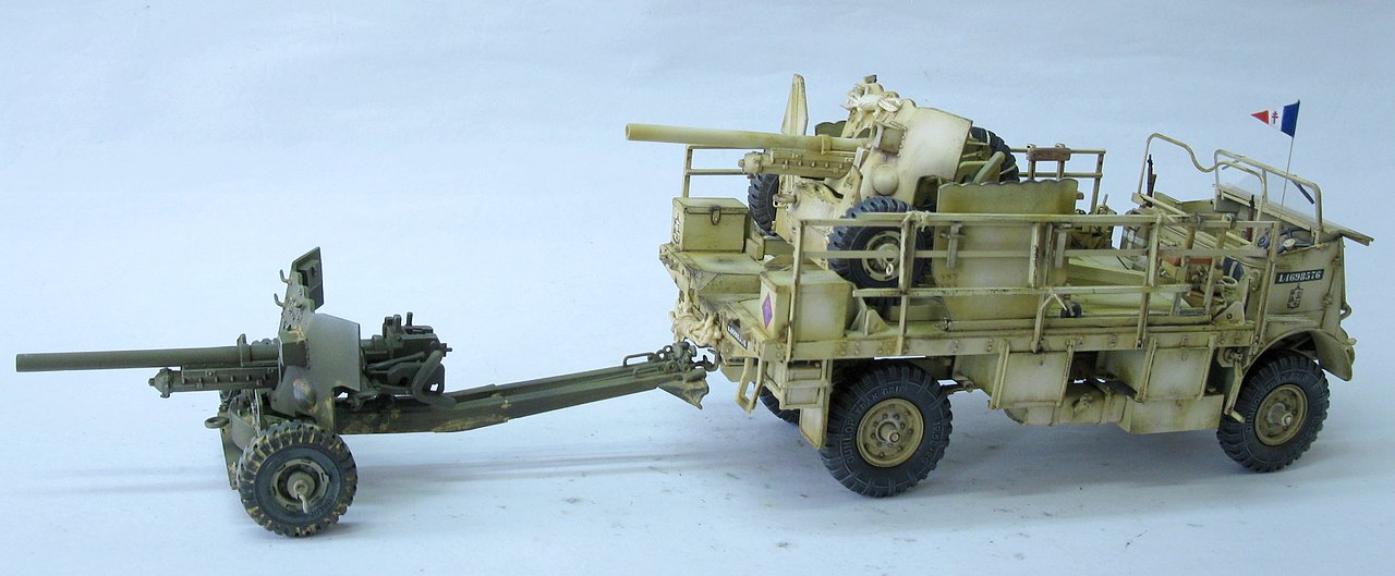 Panzerserra Bunker- Military Scale Models in 1/35 scale: Bedford QL 6 ...