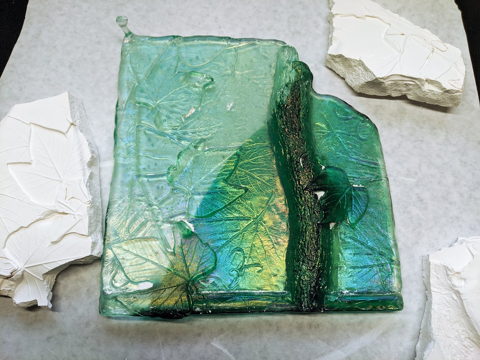 Open-Faced Glass Casting