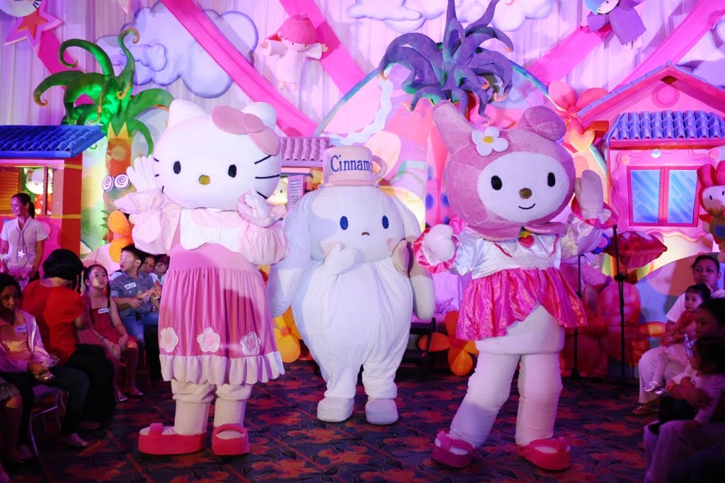 Mom-About-Town: Sanrio wishes and Hello Kitty dreams
