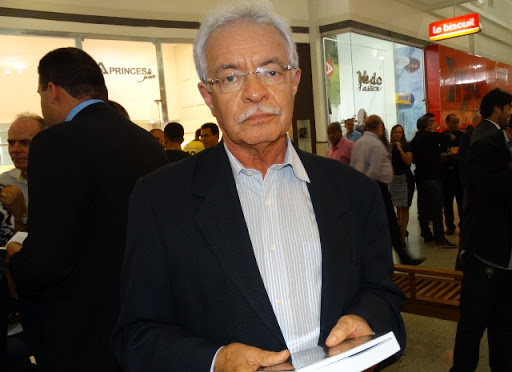 Luciano Ribeiro avalia momento político feirense e confirma candidatura ...