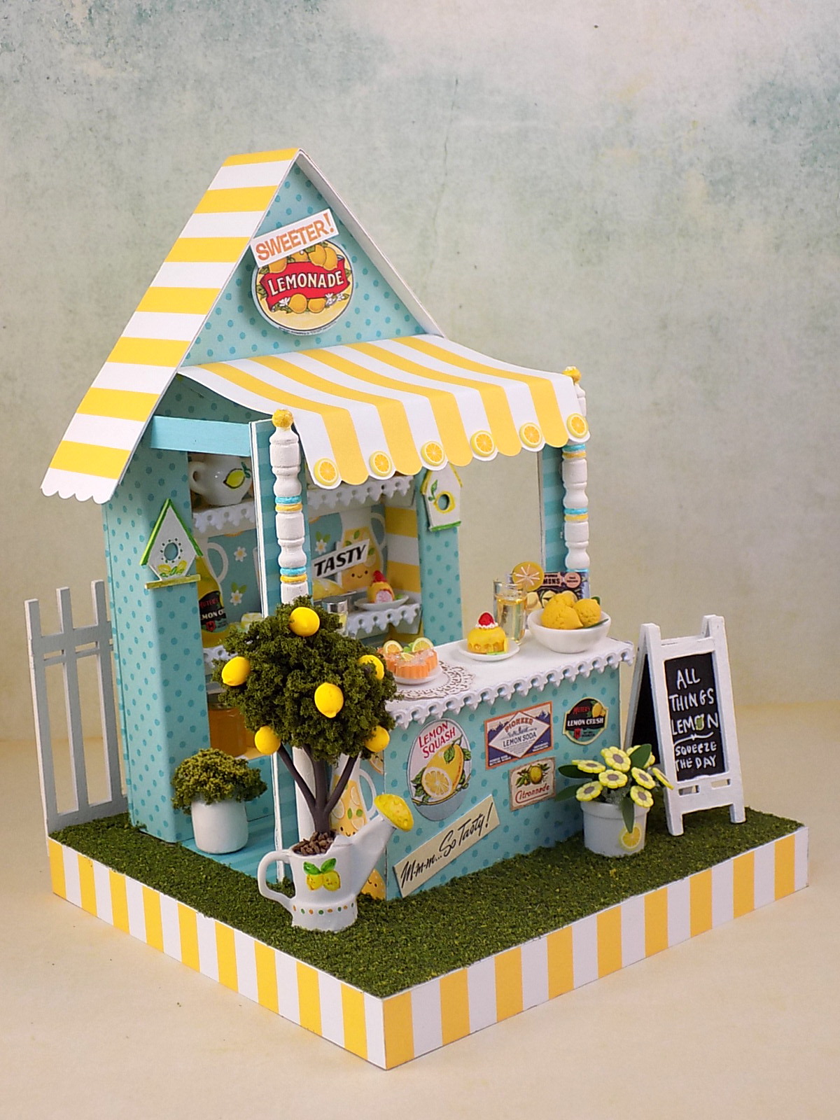 flew the coop: All Things Lemon! Market Stall