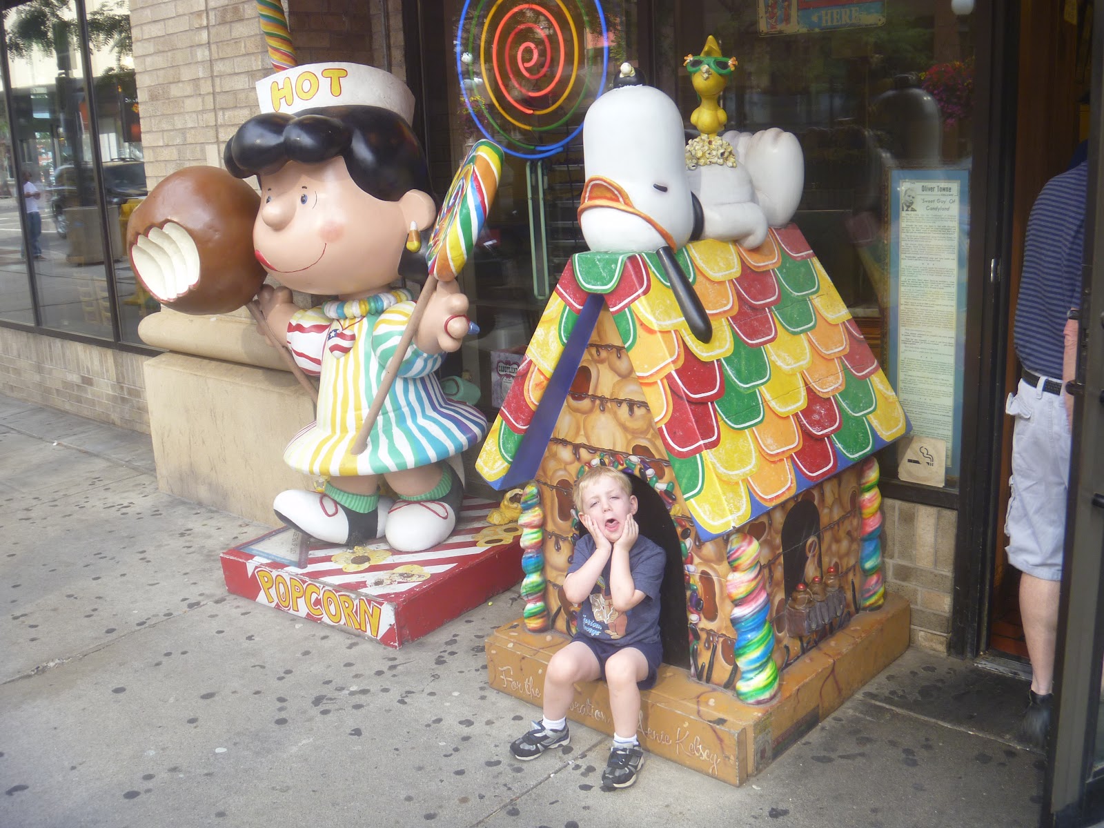 Peter's Puppets: Peanuts Statues in the Twin Cities