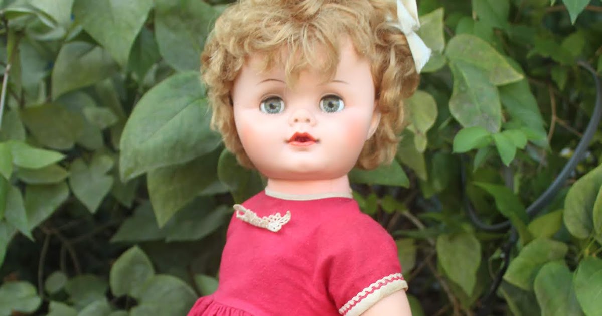 PLANET OF THE DOLLS: Doll-A-Day 2019 #267: Eegee Girl