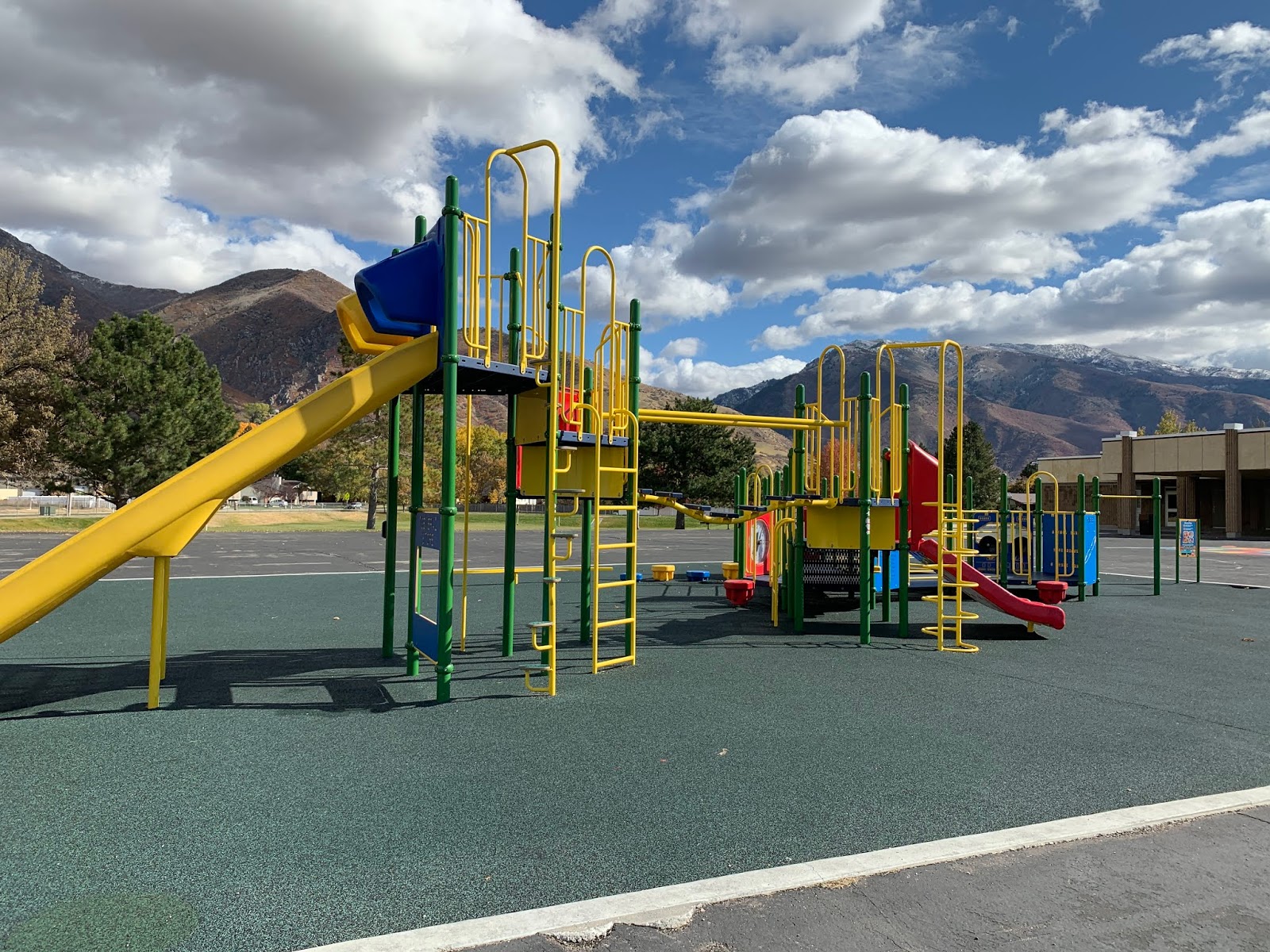 REVIEW OF UINTAH ELEMENTARY, SOUTH OGDEN, UT - Weber County Playgrounds