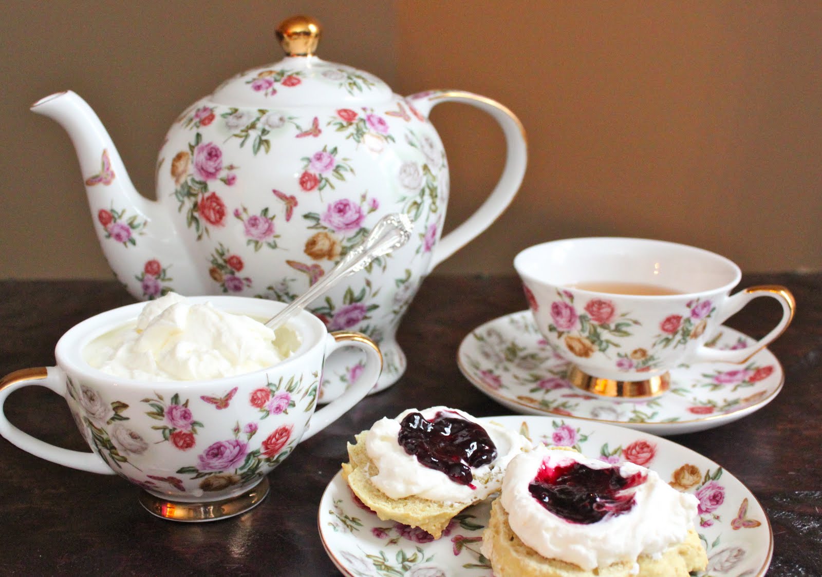 Devonshire Cream {A Recipe} - Smashed Peas & Carrots