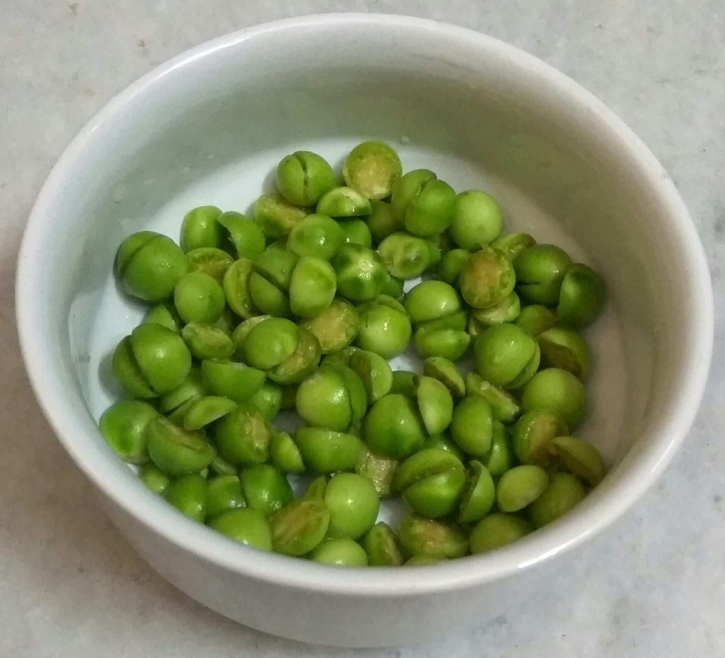 Cooking With Geetha: Turkey Berry Chutney