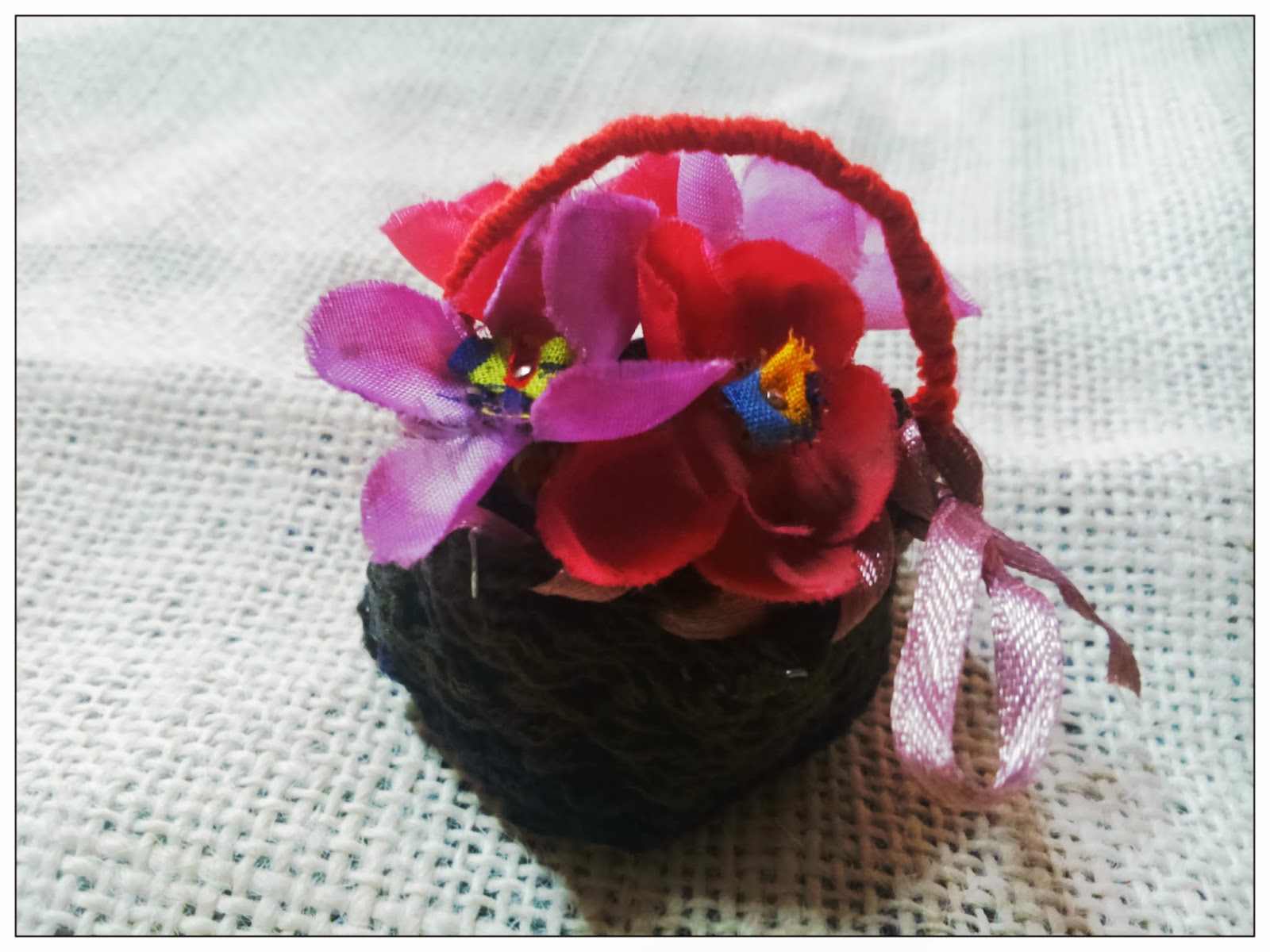 DIY yes! Do It Yourself!: DIY:Mini flower bucket.