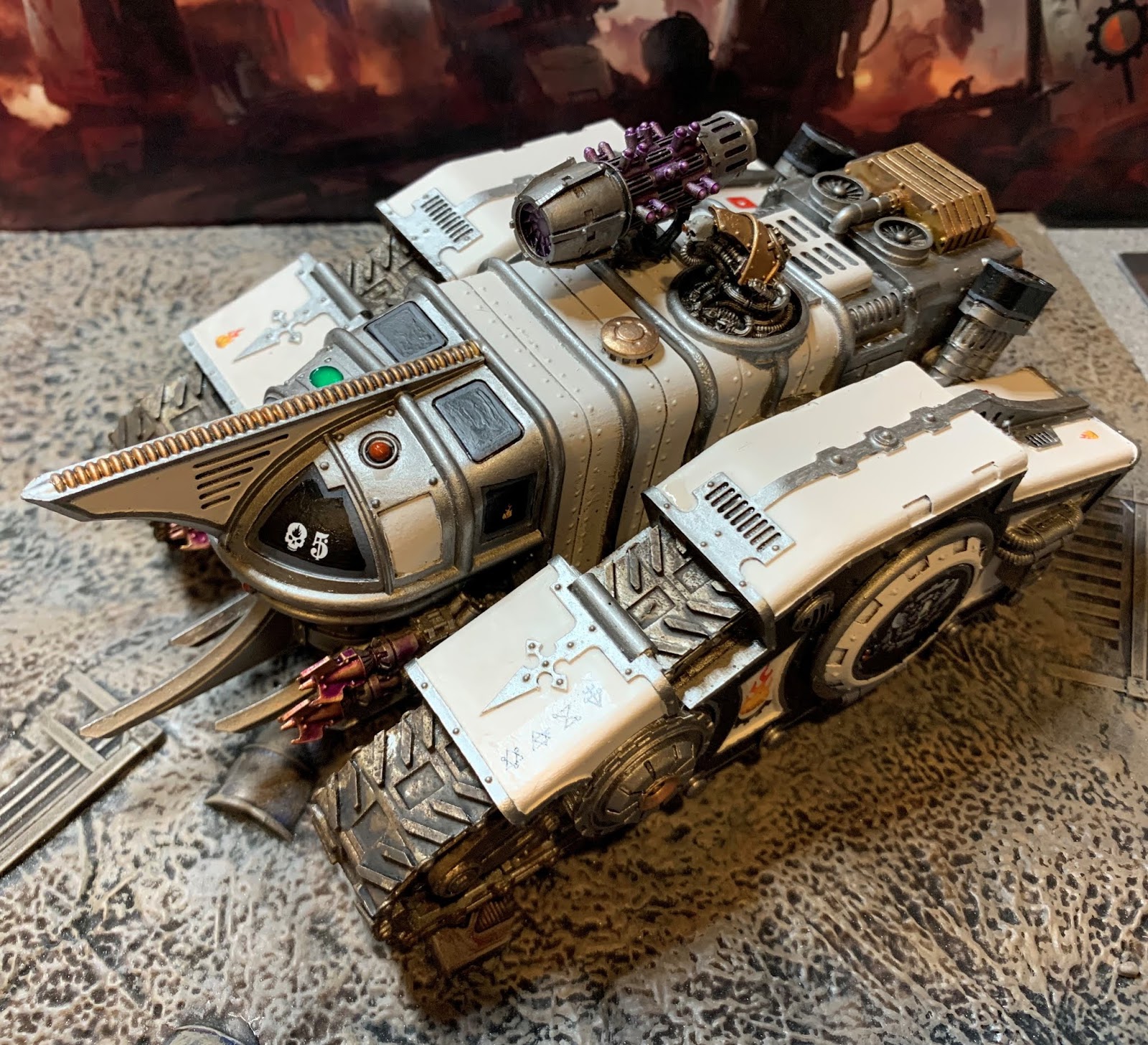 Millest's Mediocre Meanderings: Mezoa Rolls Out - Macrocarid Explorator